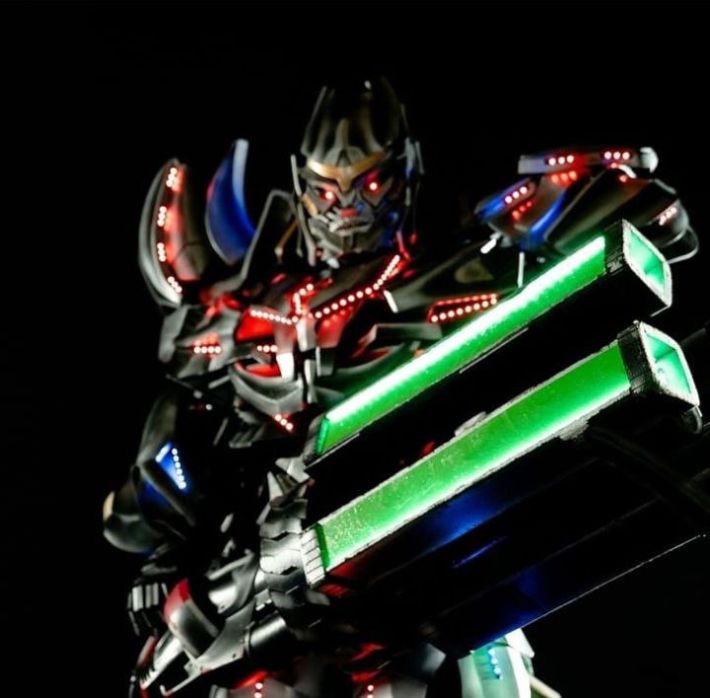 Роботи і Трансформери на подію. Замовити Шоу Роботів