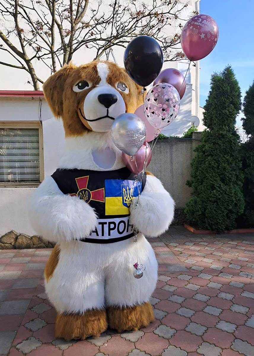 Патріотичний Пес Патрон . Привітання зі святом від Пса Патрона