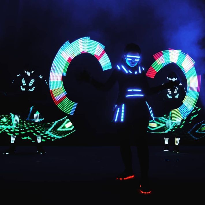 Світлове Шоу на свято. Замовити Led Show та ціна